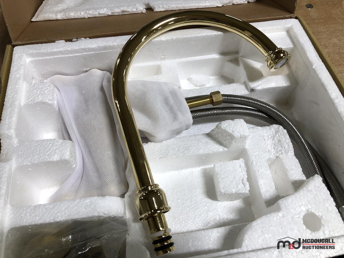 Signature Gooseneck Bar Tap