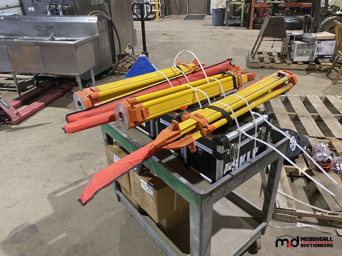 (3) Self-Leveling Rotary Laser Level with Tripod