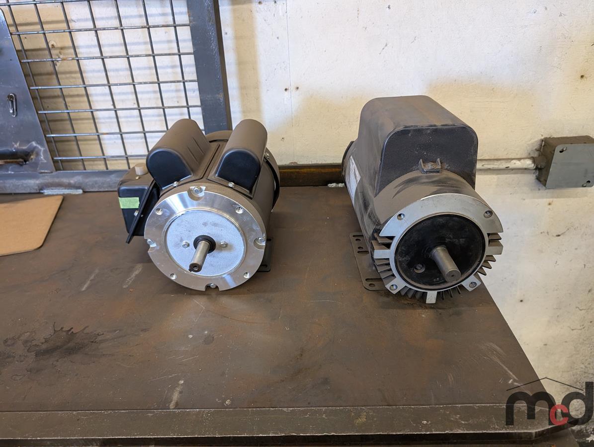 Welding Work Station (99''L x 28''W x 73''H)