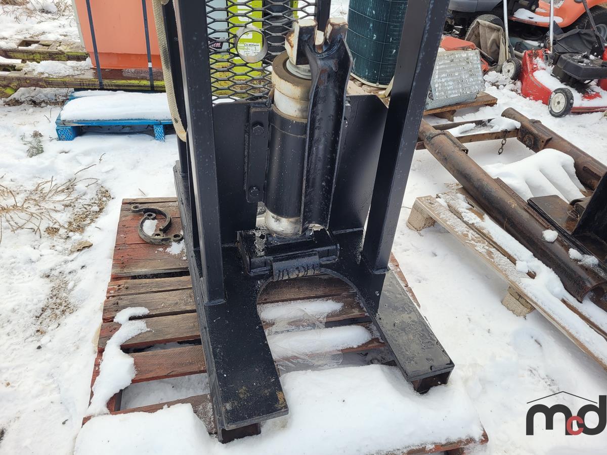 Hydraulic Post Puller