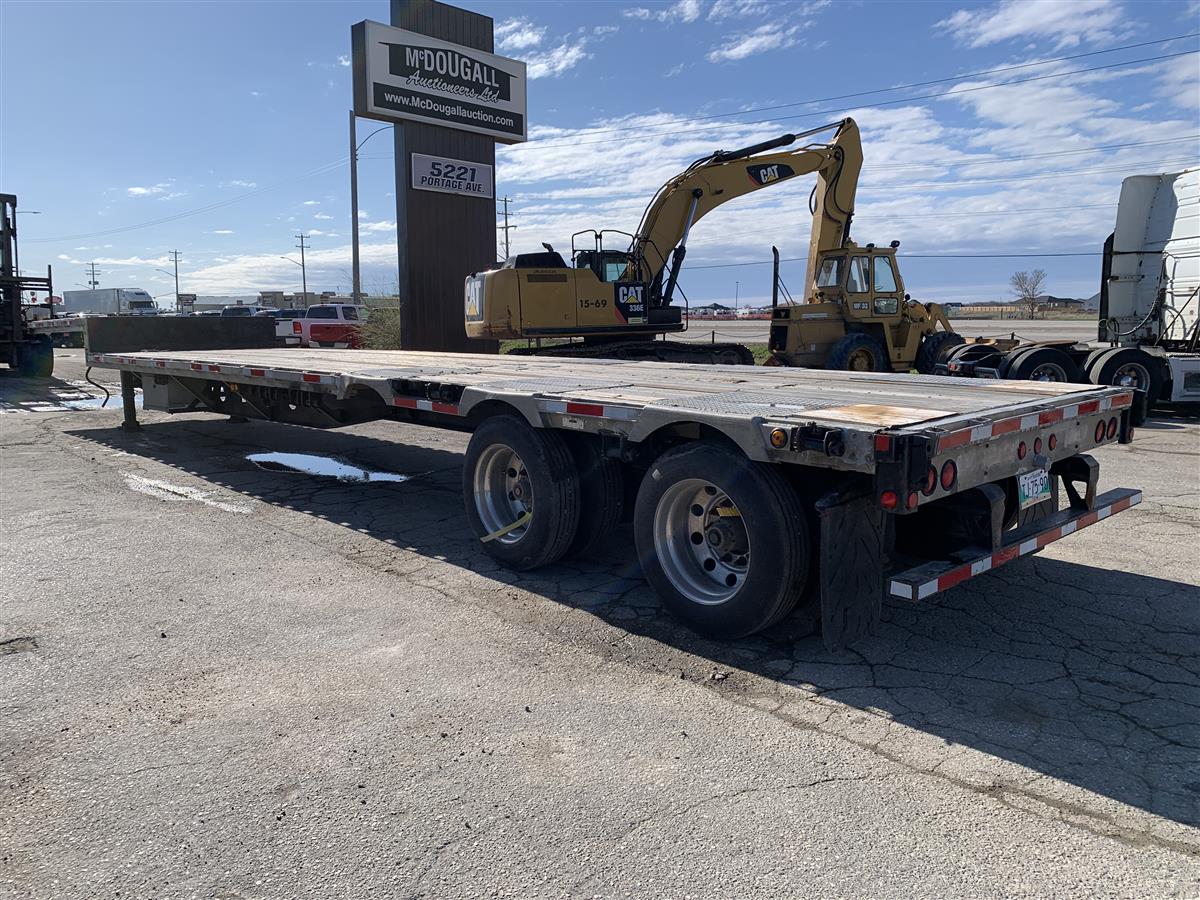 2000 Manac Step Deck T/A Semi Trailer
