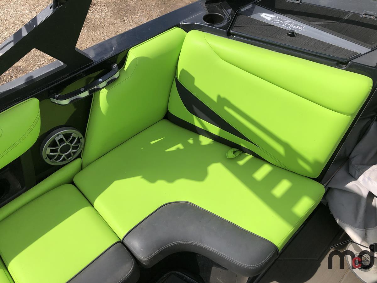 2019 Axis Boat w/ Malibu T22 Trailer