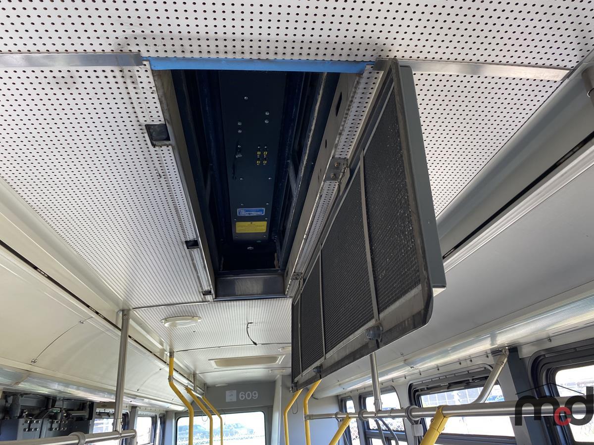 2006 NOVA 40' Low Floor Bus