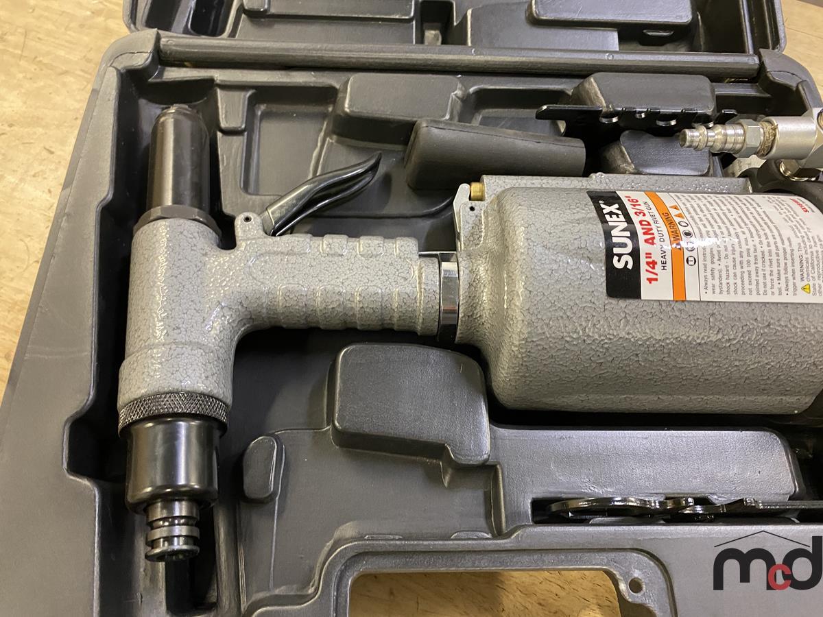 Sunex Heavy Duty Rivet Gun