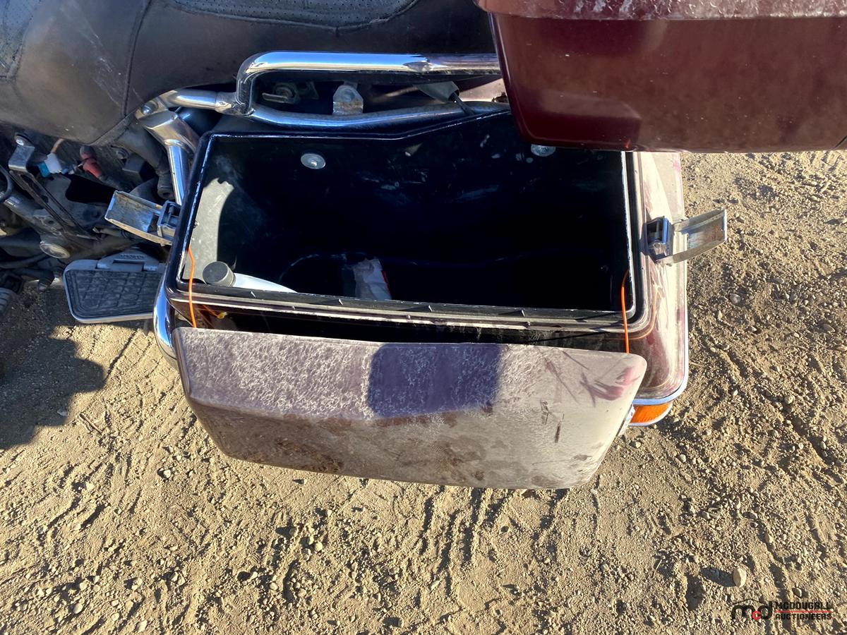 1986 Honda Goldwing GL1200 Interstate Motorcycle (Non-Runner)