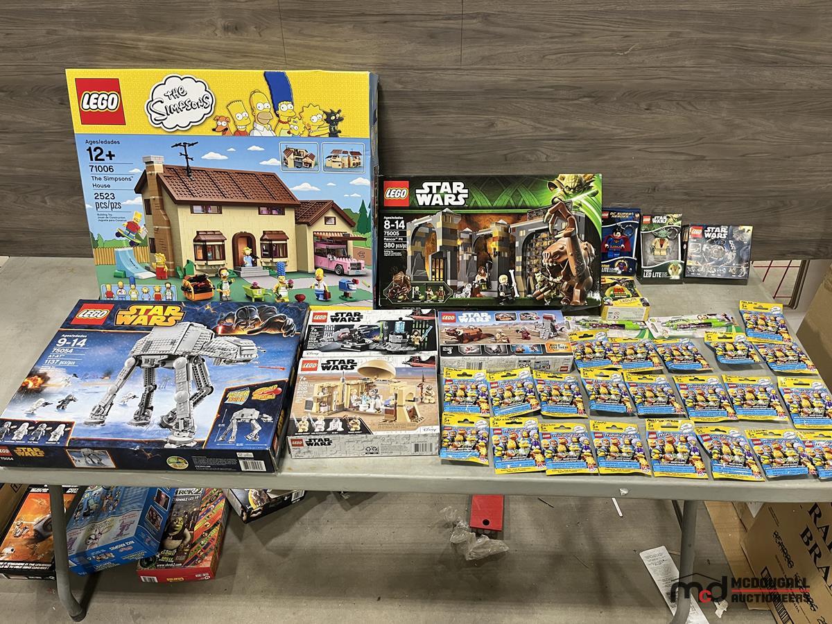 Misc. Lego Sets, Building Bases & Key Chains (Mostly Simpsons & Star Wars)