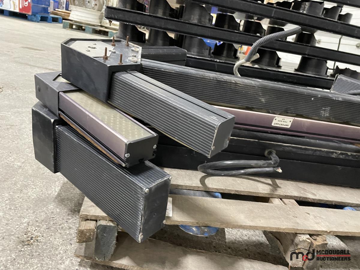 Pallet of Direction Board Beacons (Asset #6635)