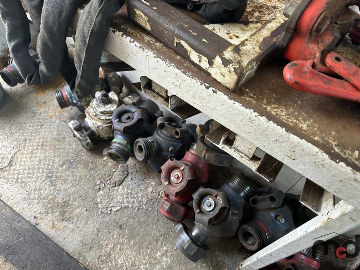 2004 Bluestar Welding Skid Mount Pipe Shack