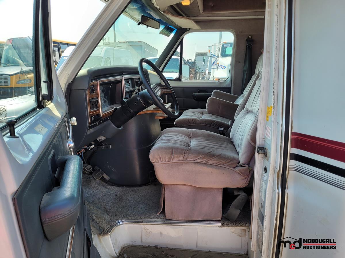 1989 Ford Econoline 350 Vanguard Motorhome