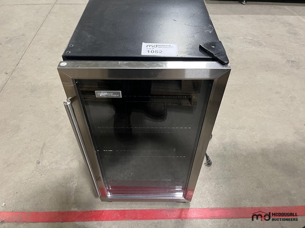 Danby DBC93BLSDD Beverage Cooler