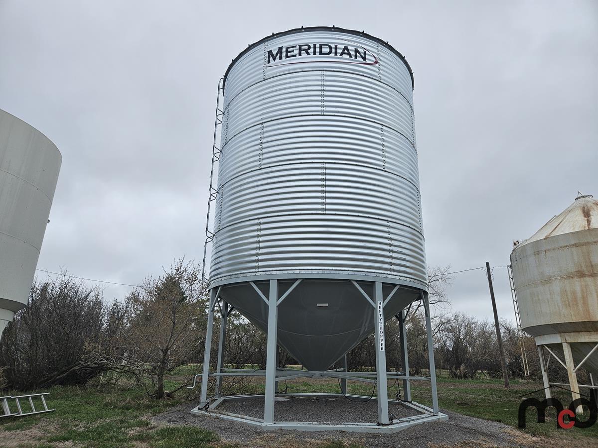 Meridian 5000 Bushel Grain Bin w/ Hopper Bottom
