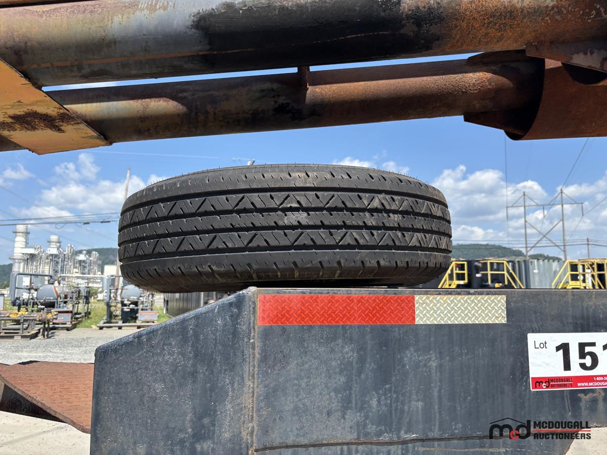 2013 Horse Creek 40' Triple Barrel Flare Trailer