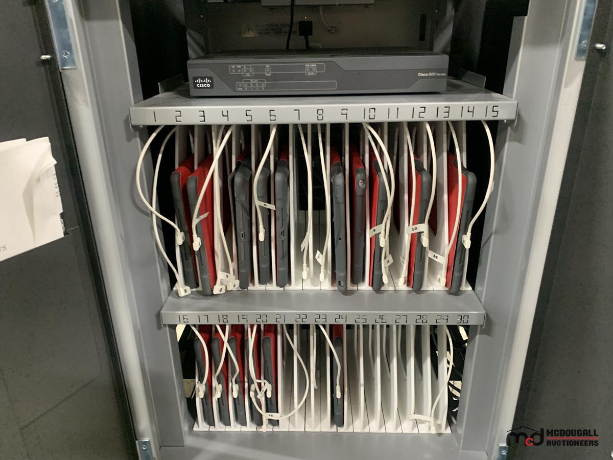 iPad Cart w/ iPads & Rolling Cart