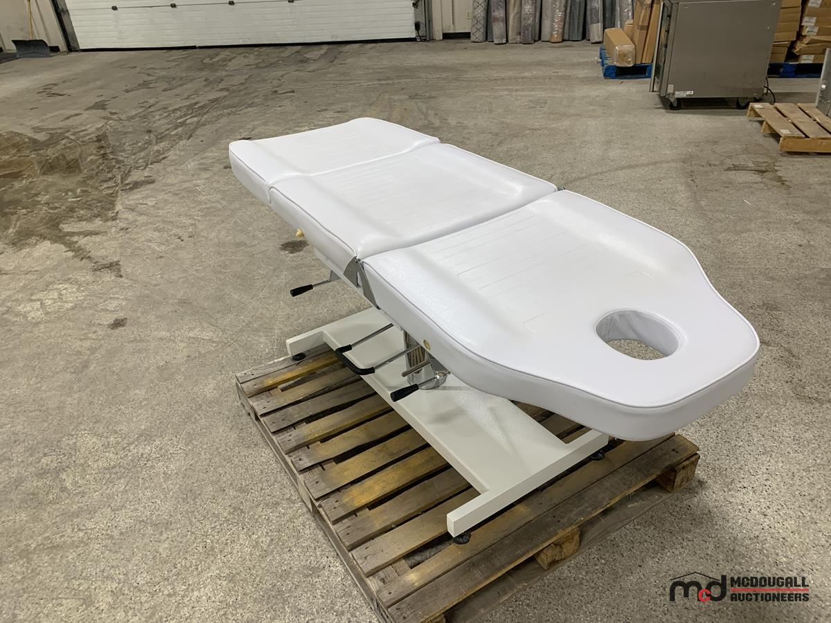 White Vinyl Manual Massage Table (24.5" wide x 72" long)