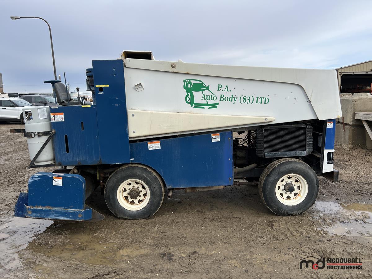 Zamboni 520 Ice Resurfacer (Non-Runner)
