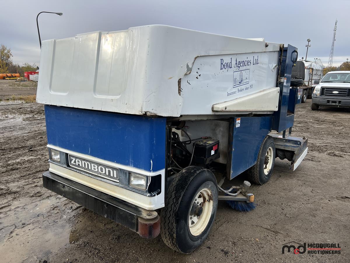 Zamboni 520 Ice Resurfacer (Non-Runner)