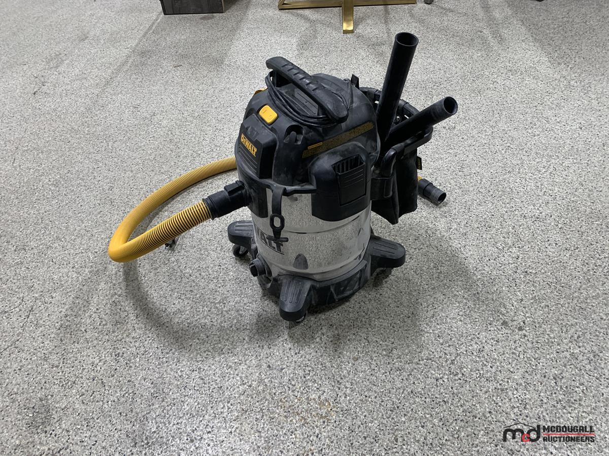 DeWalt Shop Vac, OmniBreeze Tower Fan & Timber Ridge Camping Chair