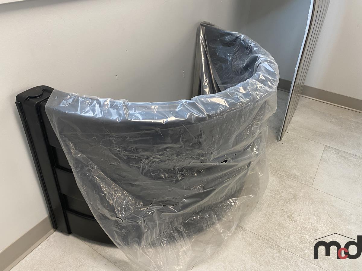 Quantity of (3) Fenders