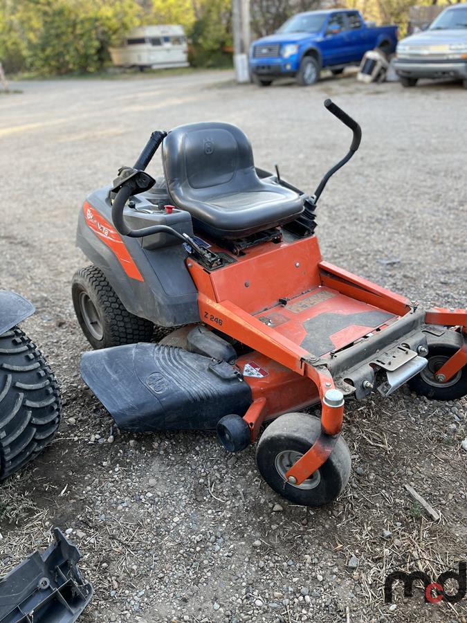 Husqvarna Z246 Zero Turn Mower