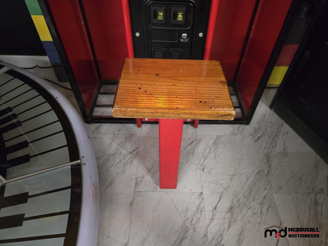 Bicep Buster Arcade Machine