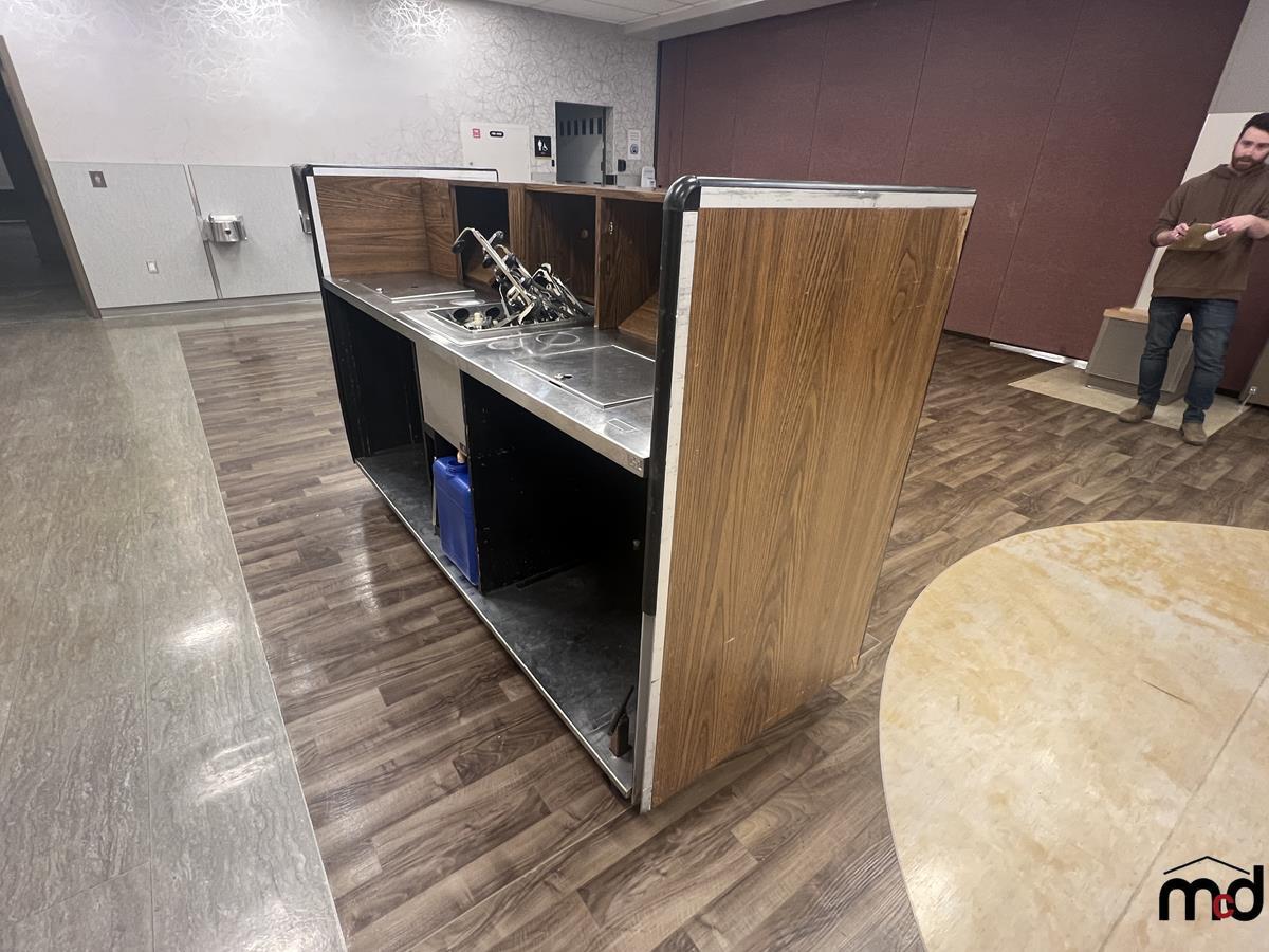 Mobile Bar Stand