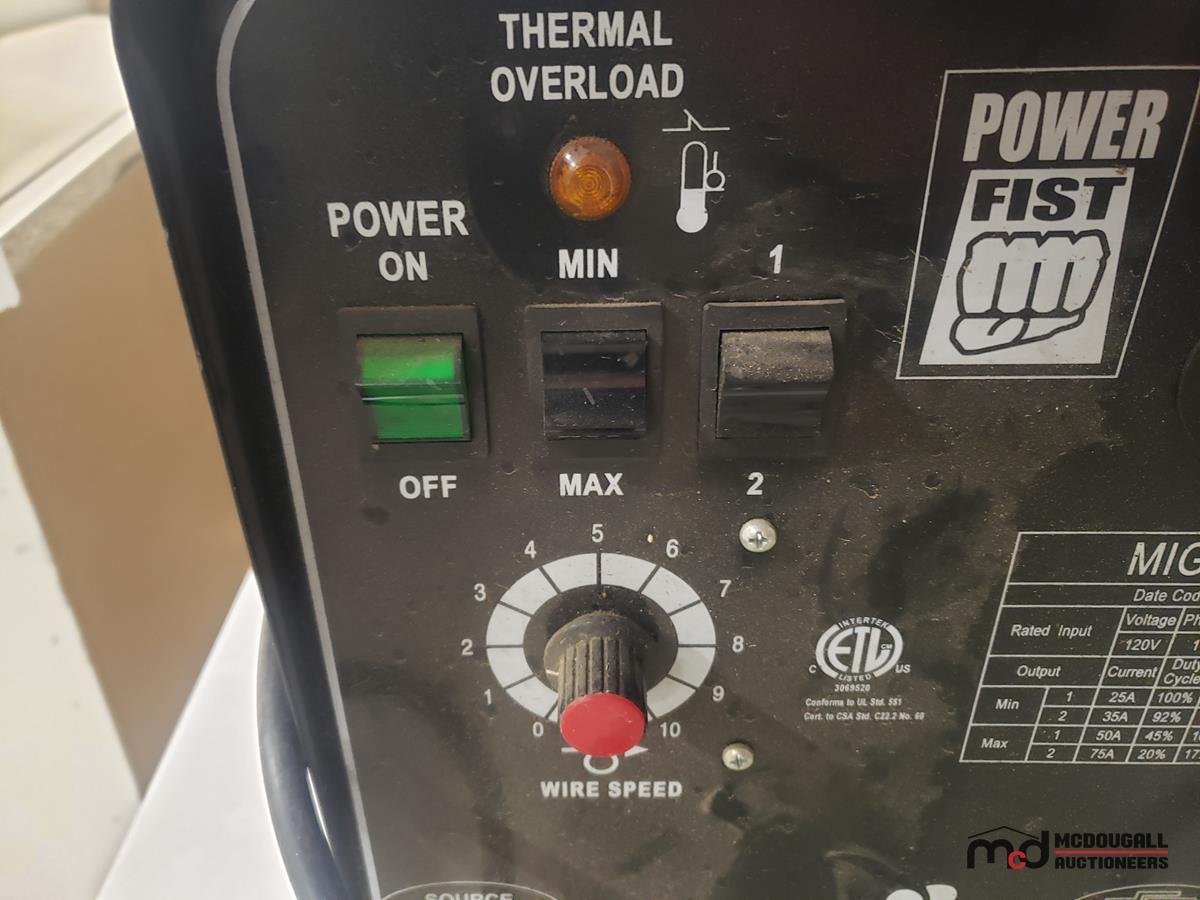 Power Fist Mig-136 Welder w/ Torch