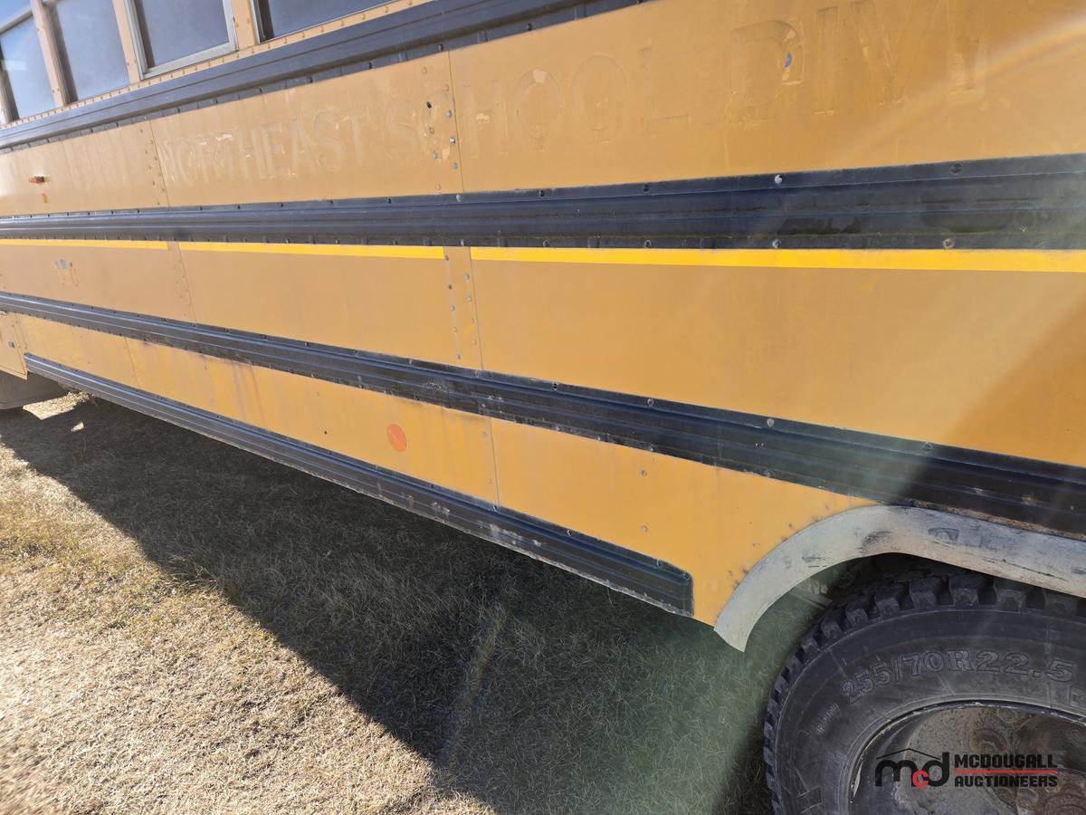 International 14-Seat Handicap School Bus
