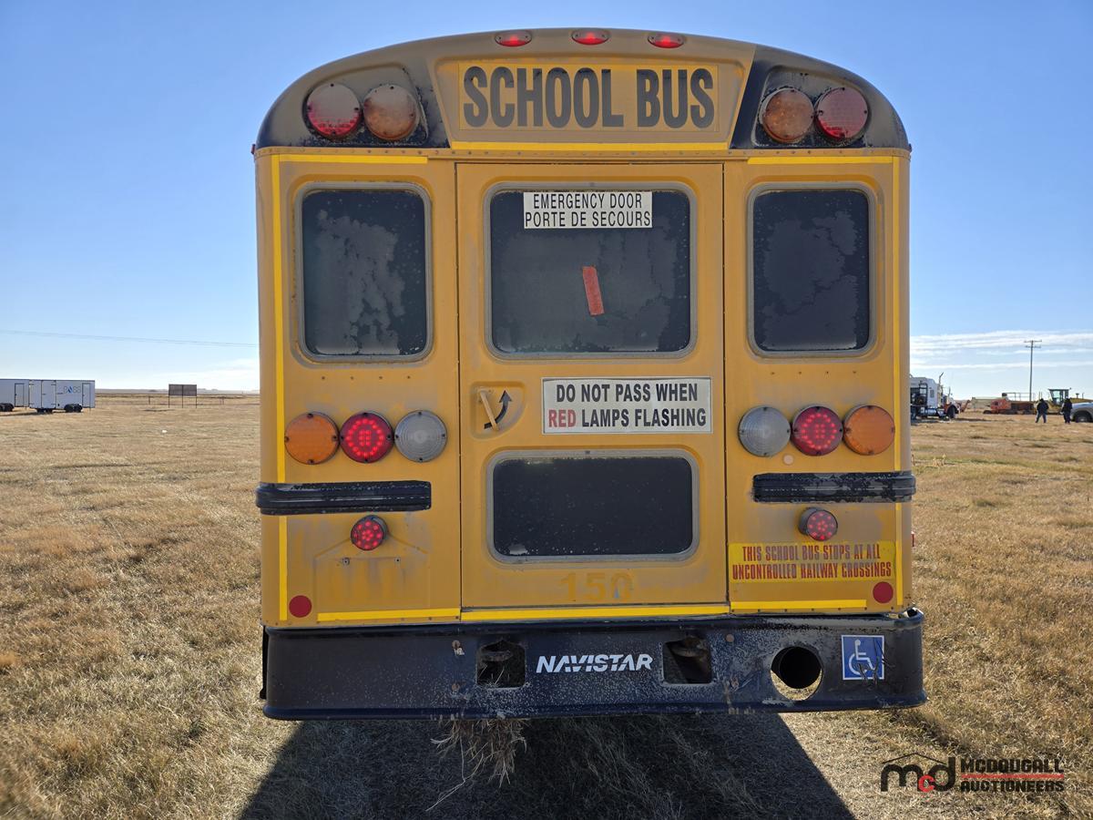 International 14-Seat Handicap School Bus