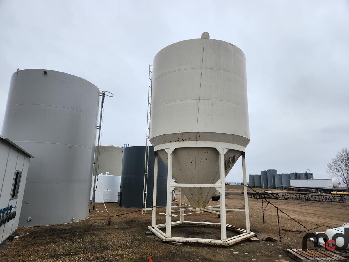 Westeel Fertilizer Bin on Hopper Cone