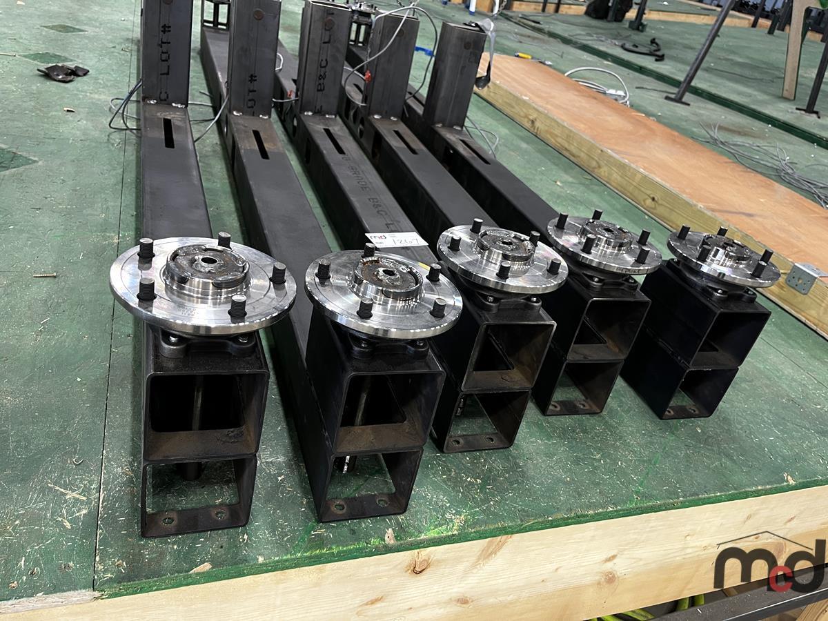 4'' Square Tubing Beams w/ Hubs