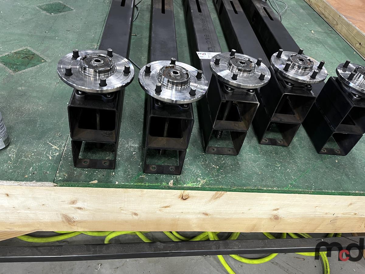 4'' Square Tubing Beams w/ Hubs