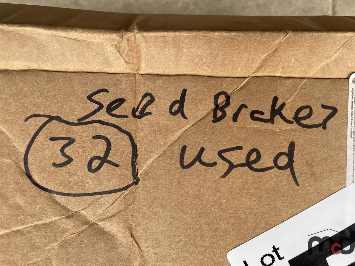 (32) Air Guard Seed Brakes