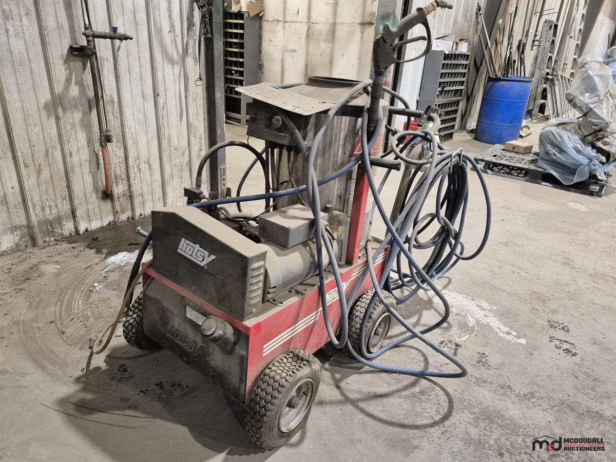 Hotsy Electric Pressure Washer w/ Hose and Wand
