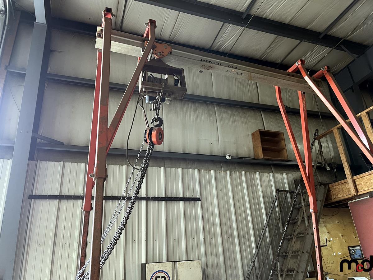 4,000lb Overhead Crane for Lifting Diesel Engines