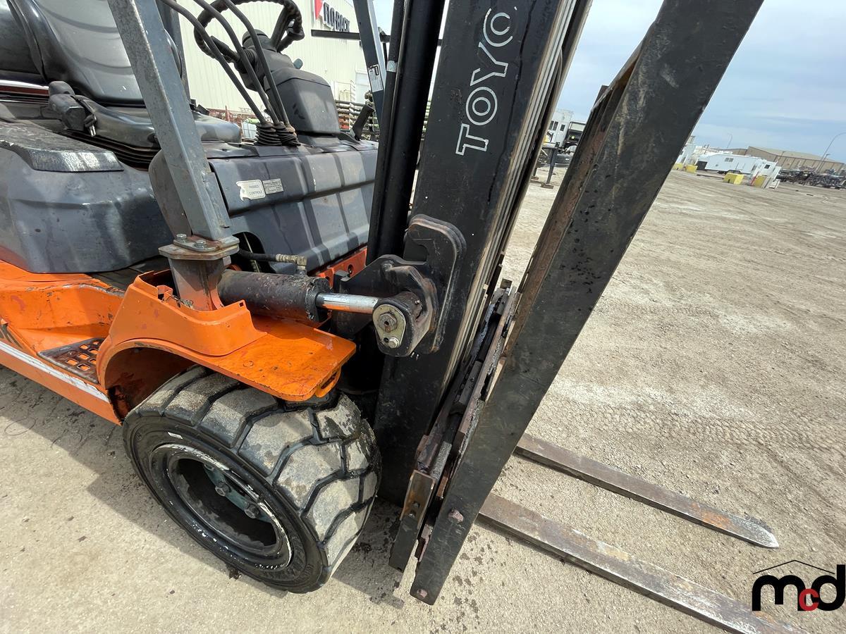 Toyota 35 Forklift