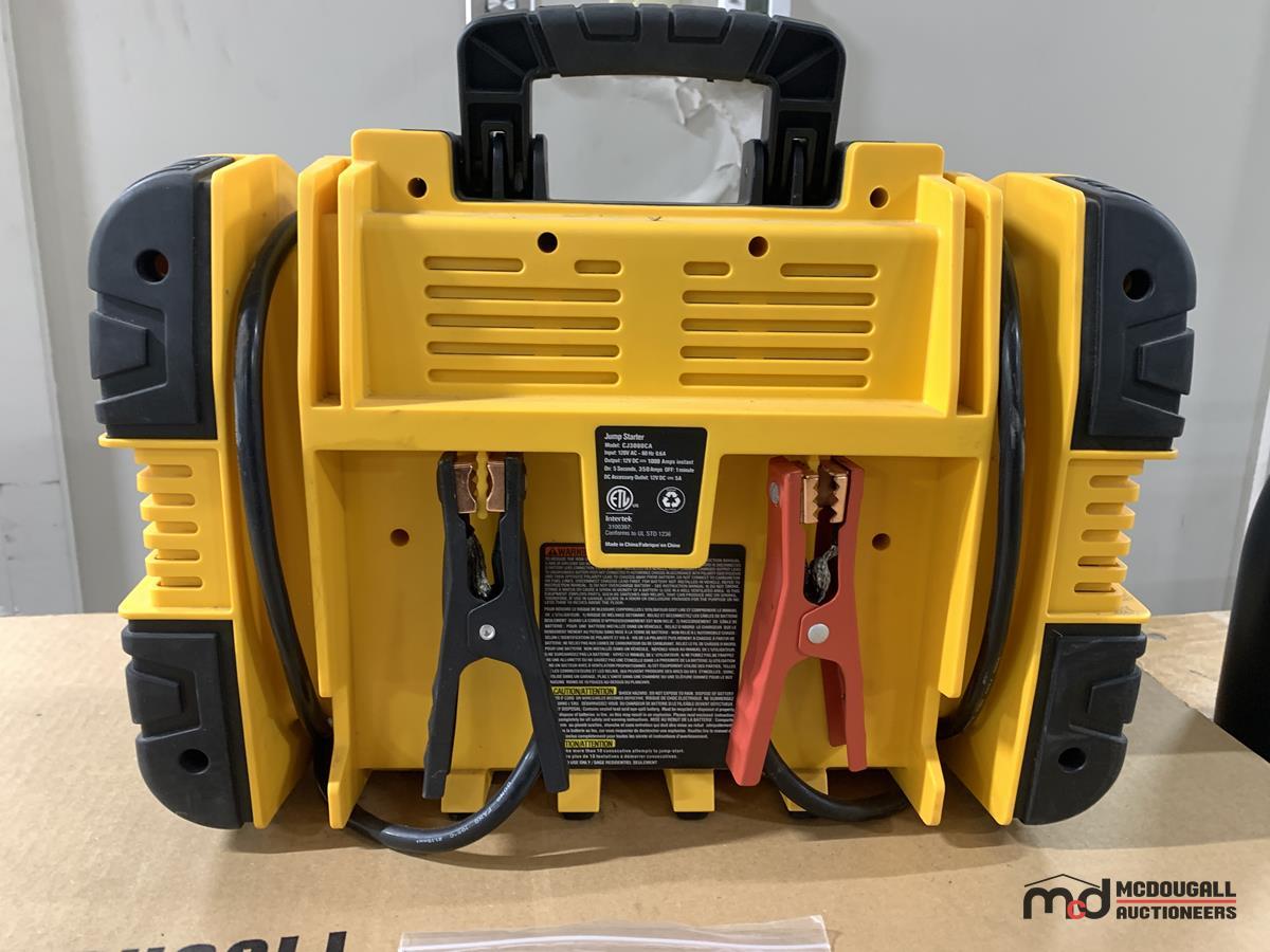 CAT Professional Jump-Starter