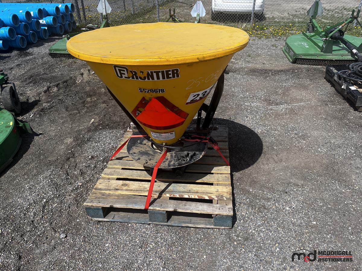 2015 Frontier SS2067B Fertilizer Spreader
