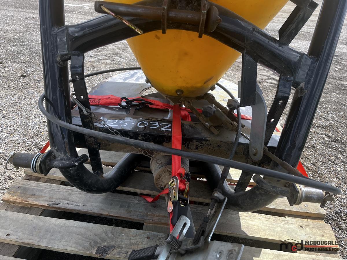 2015 Frontier SS2067B Fertilizer Spreader