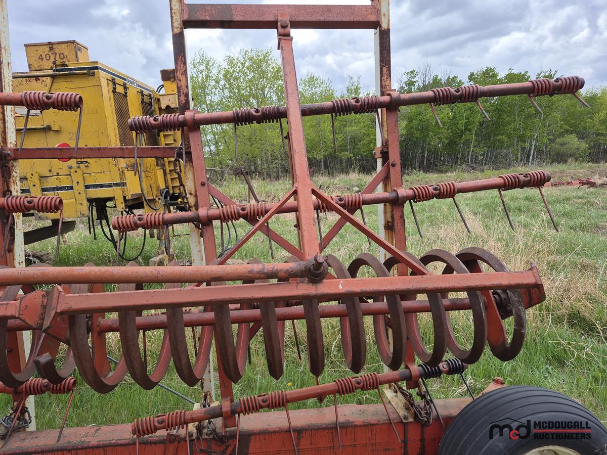 Inland (50') Harrow w/ Packer Bar