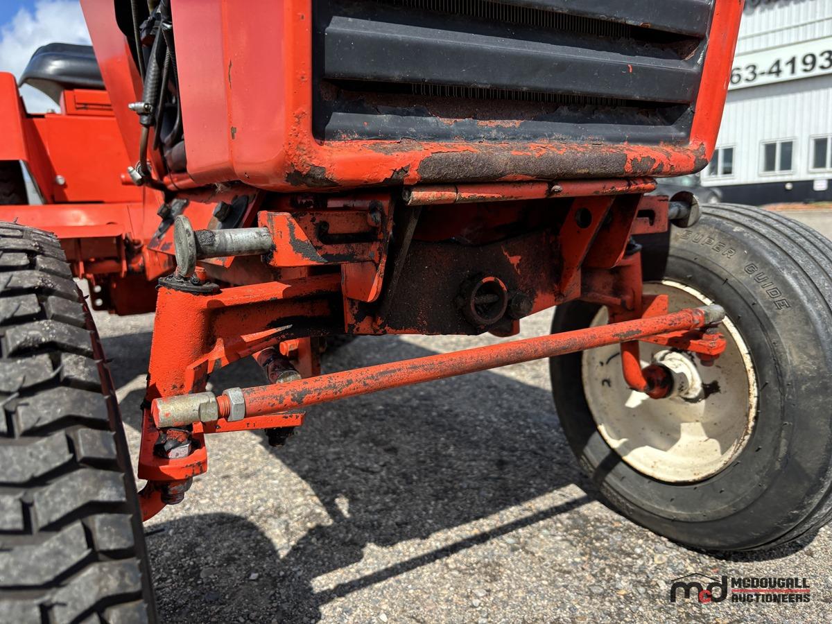 1980 Case 220 Lawn Tractor