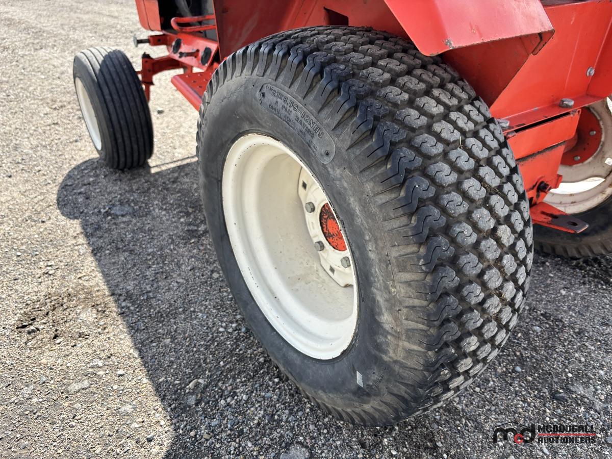 1980 Case 220 Lawn Tractor