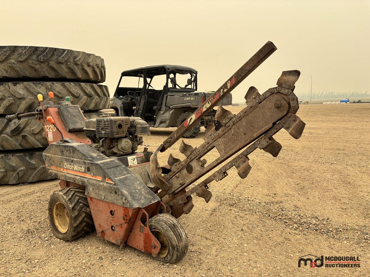 Ditch Witch 1220 Trencher