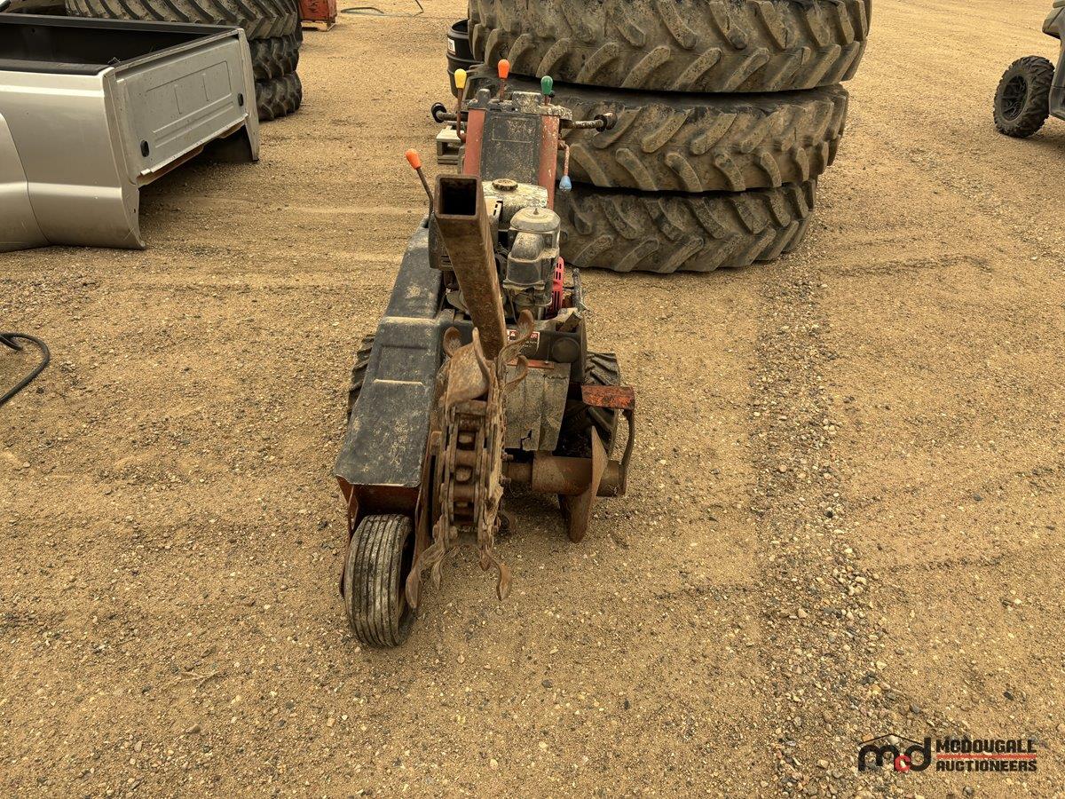 Ditch Witch 1220 Trencher