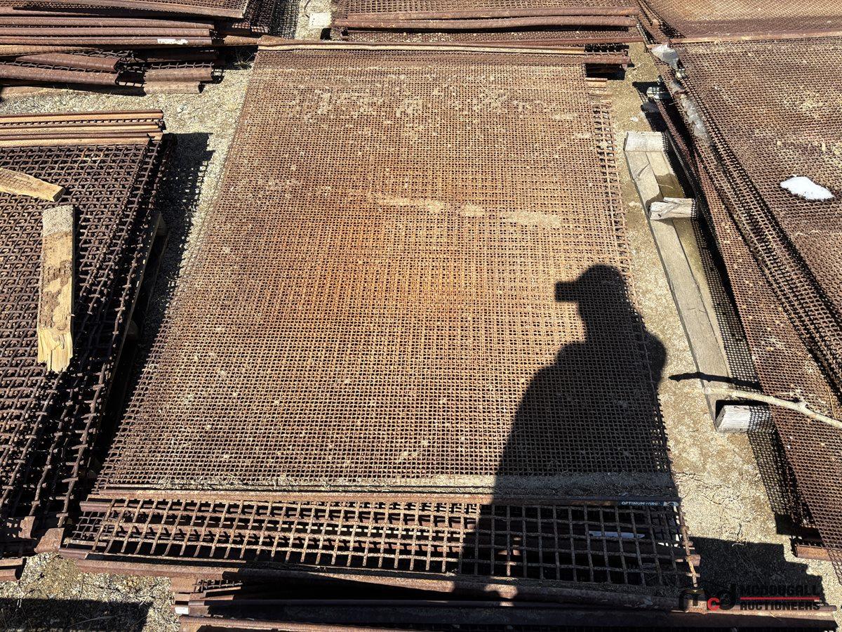 (3) Stacks Assorted Screens