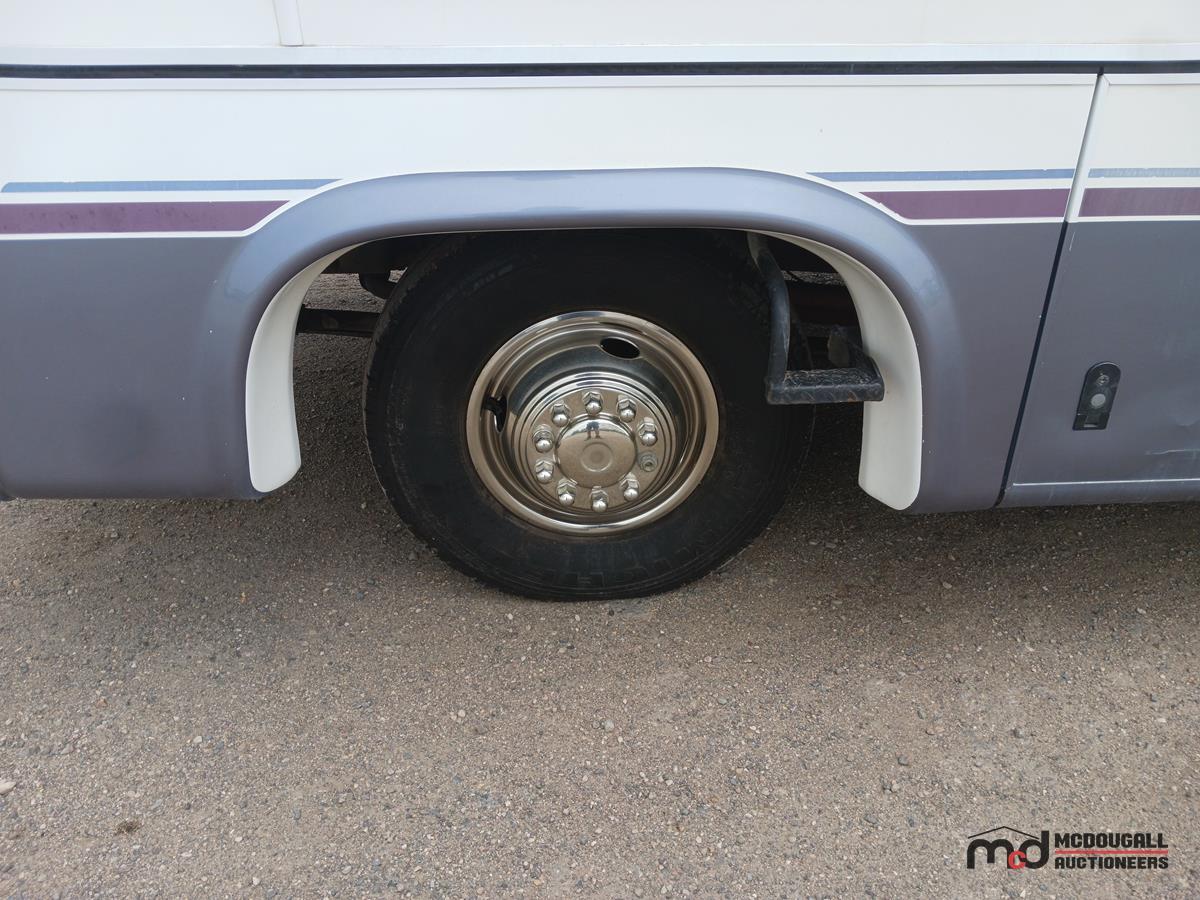 1998 Triple E Commander Motorhome