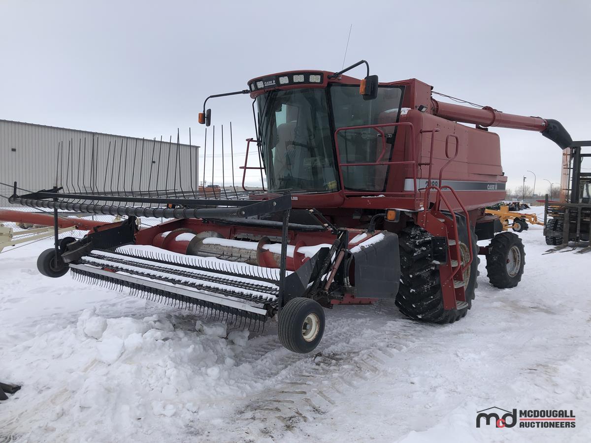 Case IH 2388 Combine w/ Case 1015 P/U Header (Non-Runner)