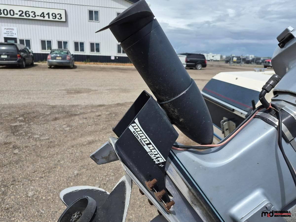 1987 Edson SportFire GT Boat w/ Evinrude VRO Motor & 1975 S/A Boat Trailer