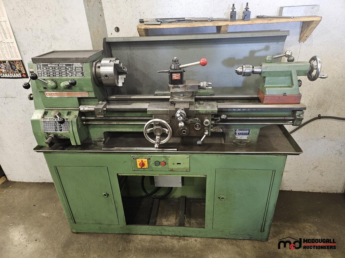 Standard Modern Lathe