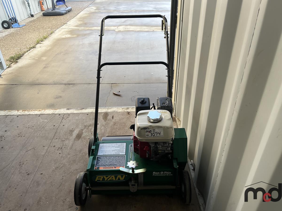 Ryan Ren-O-Thin Power Rake (Honda GX160 Motor)