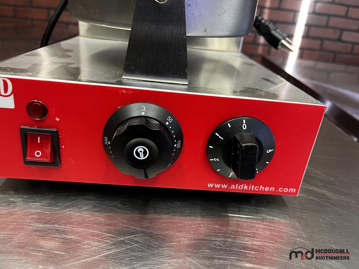 Commercial Waffle Cone Iron